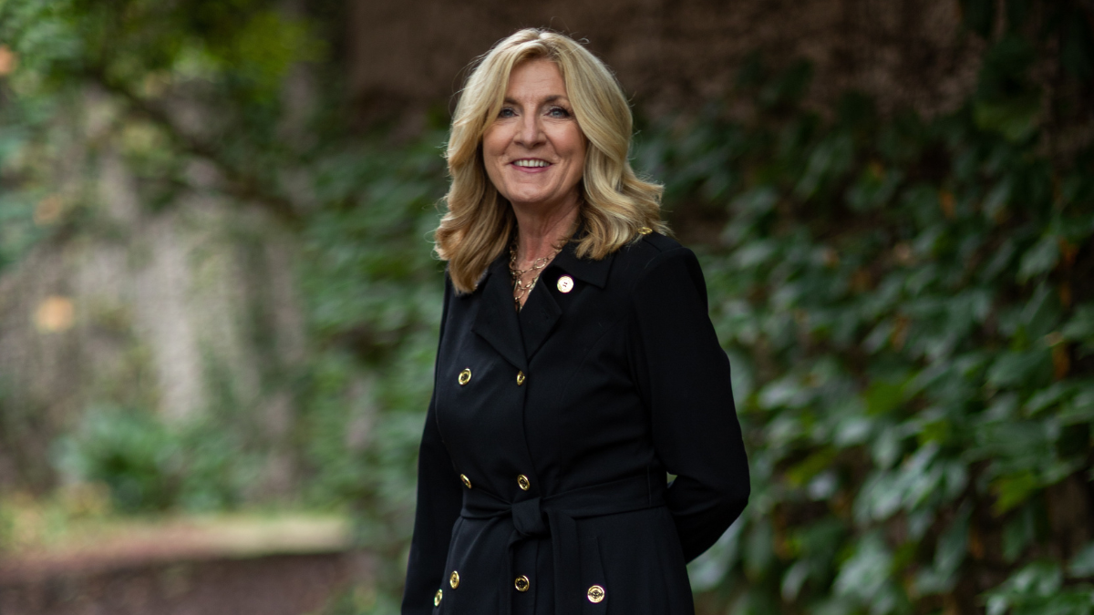 Kristi Johnson on Transforming Moments into Memories - Midwest Meetings
